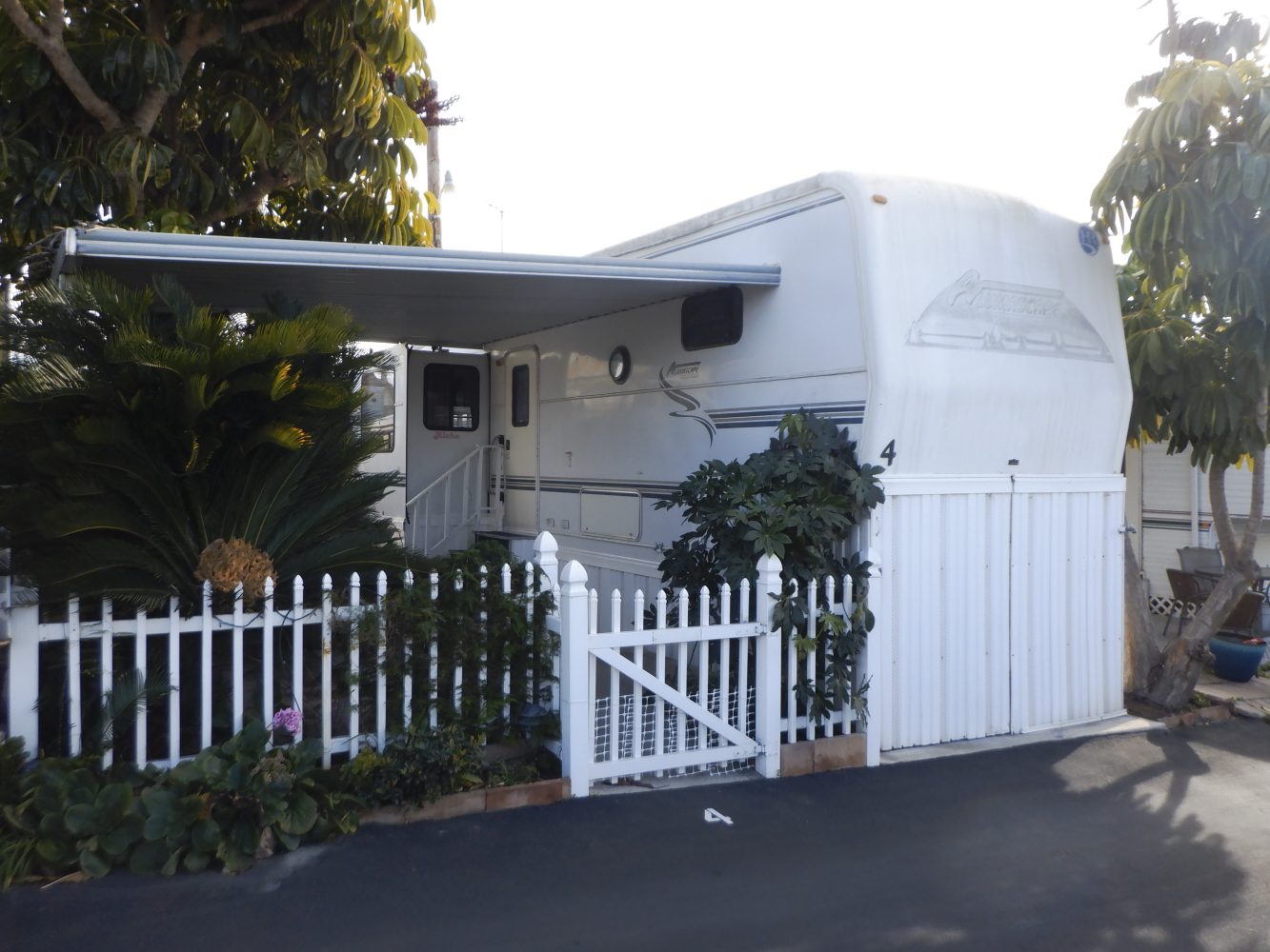 RV's available - Sandy Shores